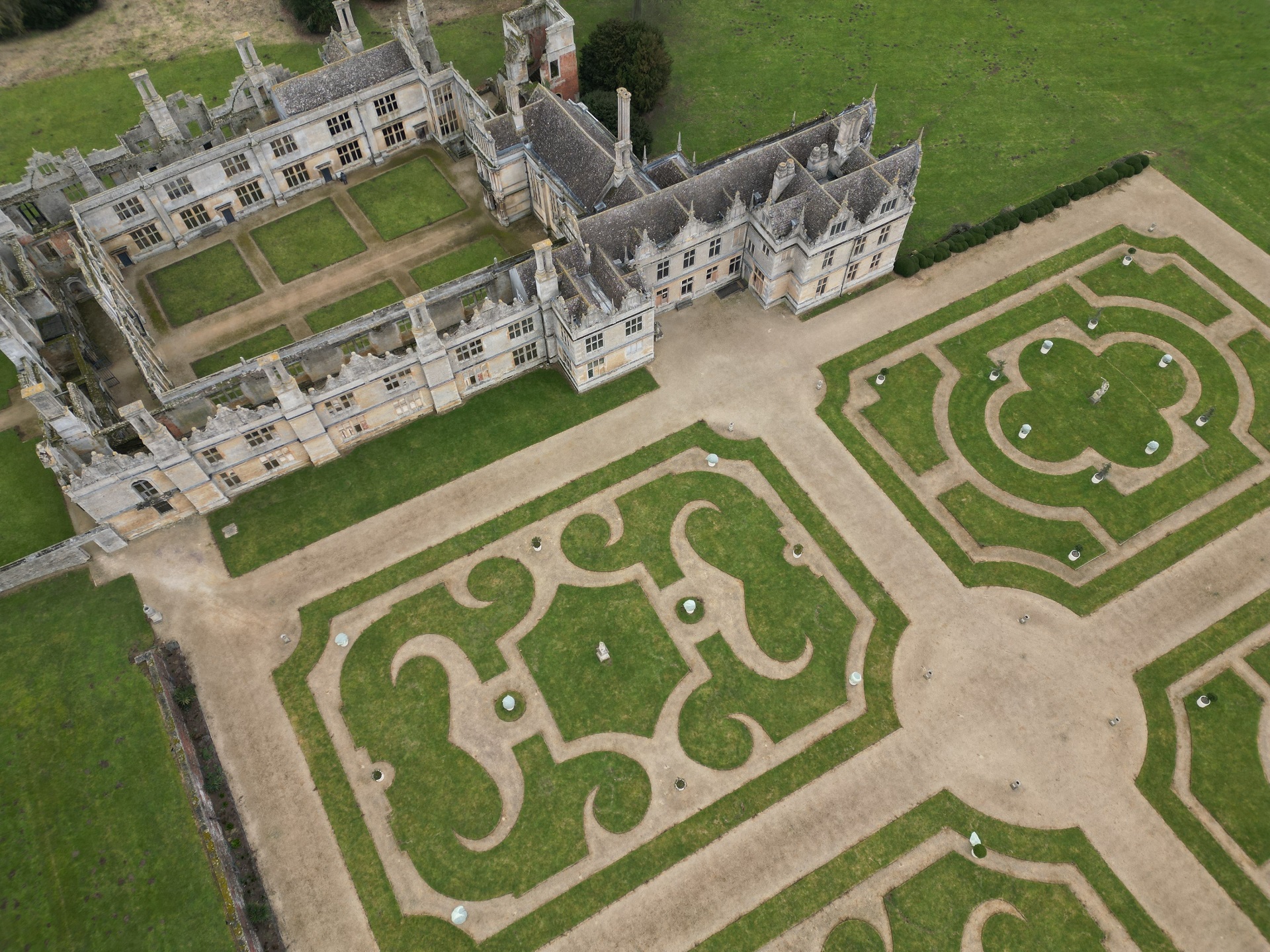 Kirby Hall | Barton Hall Hotel | Vines Restaurant | The Garden Spa